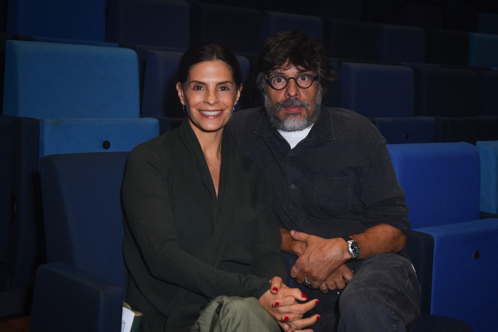Helena Ranaldi e o marido, Daniel Alvim, curtem evento cultural juntos ...