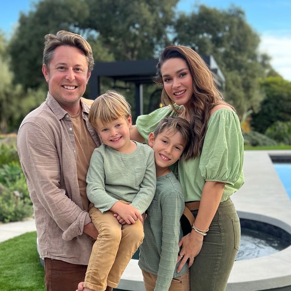 Fernanda Machado mostra vida nos EUA com marido americano e filhos ...