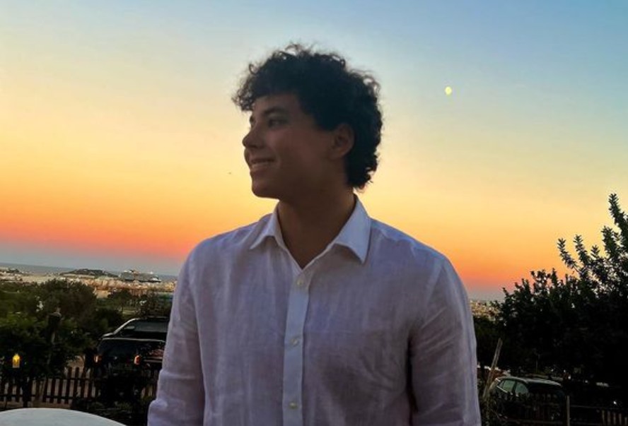 Filho de Ronaldo, Alexander Lima quebra discrição e posa em clima de ...