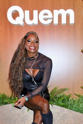 Saiba tudo sobre: Adriana Bombom