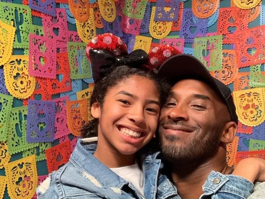Morte de Kobe Bryant e da filha completa 5 anos e viúva anuncia novo livro