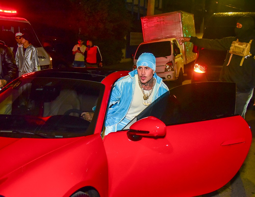 MC Daniel reúne famosos em baile funk de aniversário com looks 'Hip Hop ...