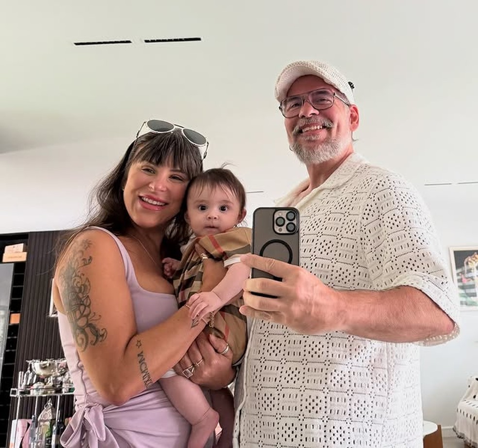 Leandro Hassum faz estoque de bichinhos de pelúcia para a neta; veja