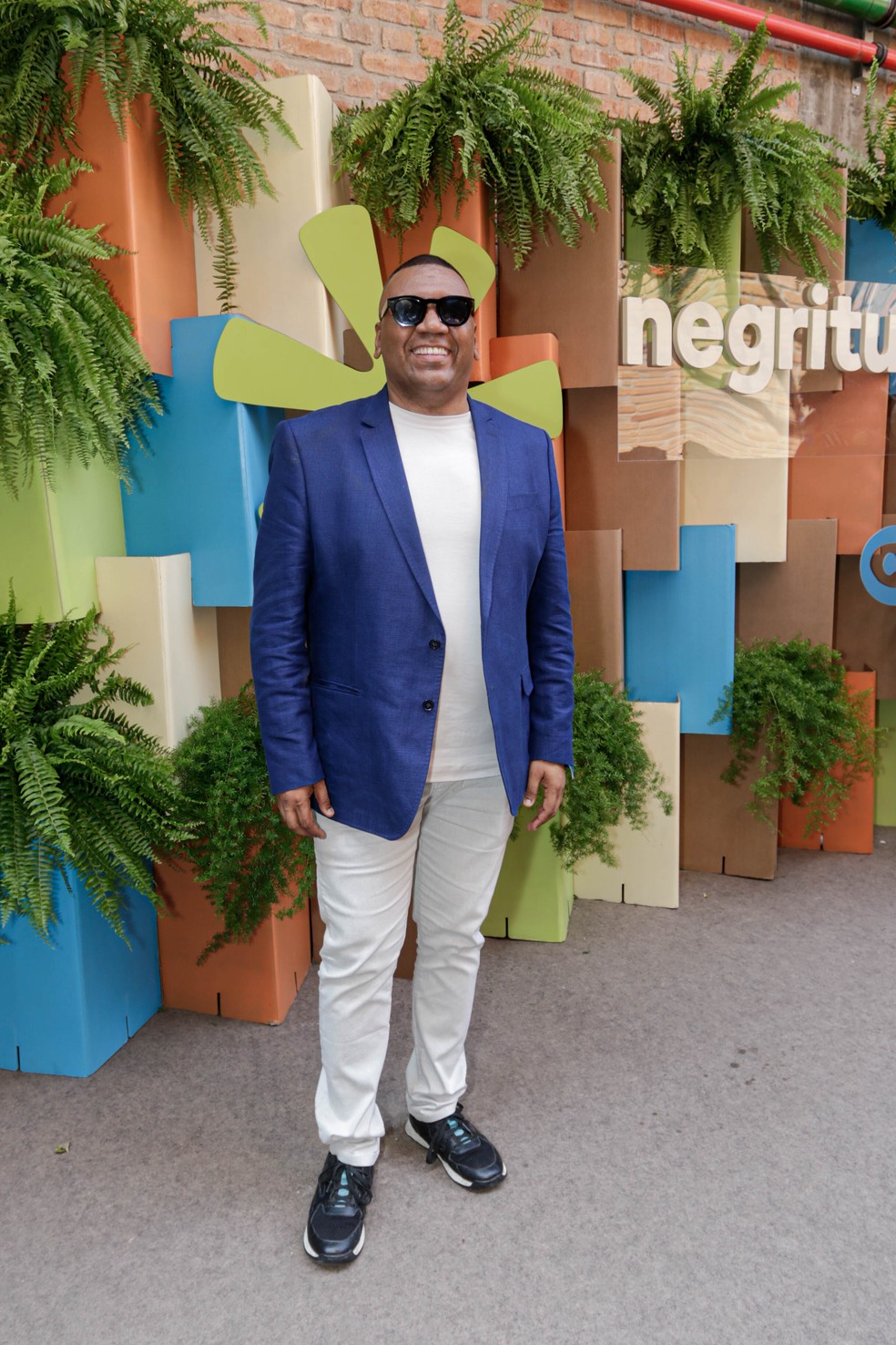 Ex-BBBs Pitel, Fred Nicácio, Karol Conká e mais famosos brilham no ...