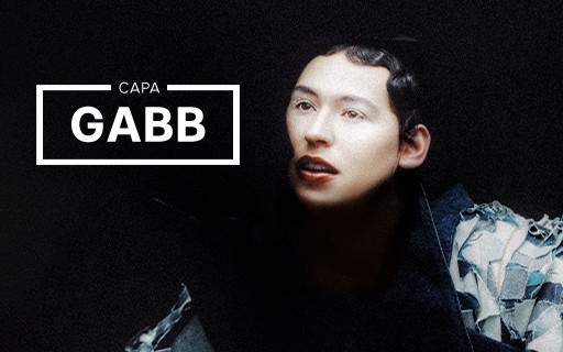Gabb: 'O humor que encontrei é um convite a não se levar a sério'