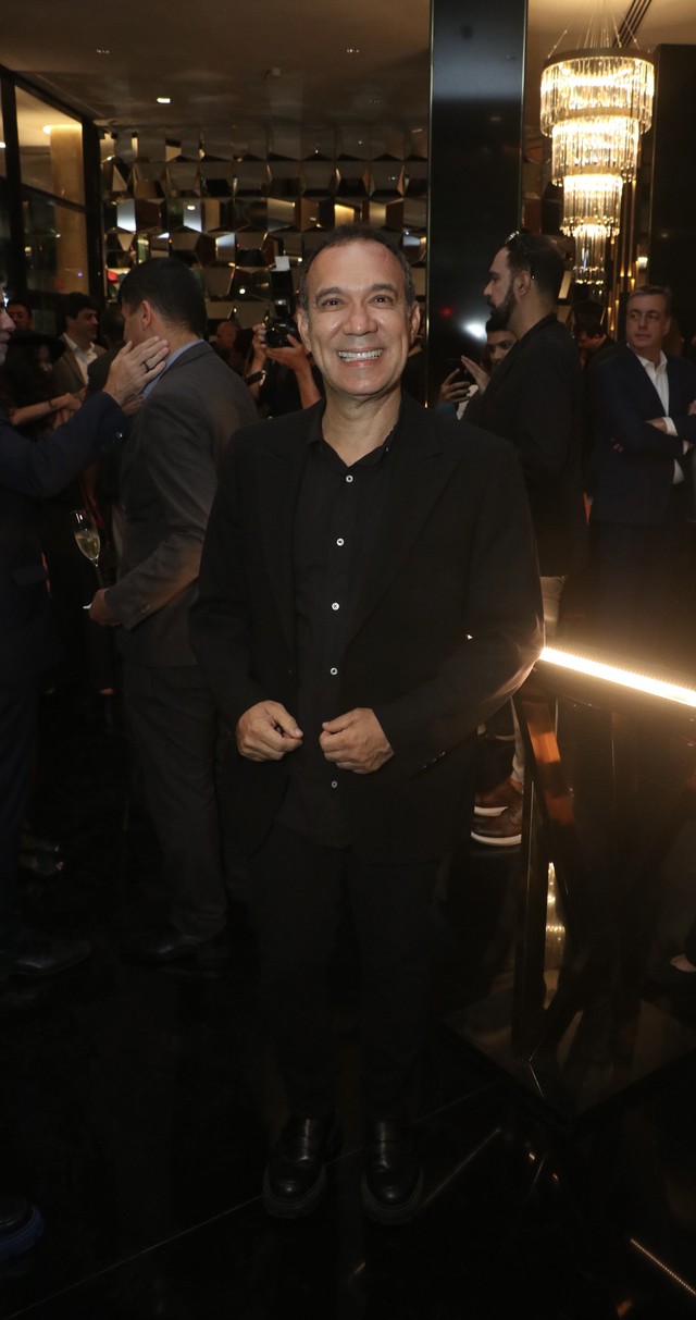 Belo, Betty Faria, Gilberto Gil e mais famosos prestigiam reabertura do ...