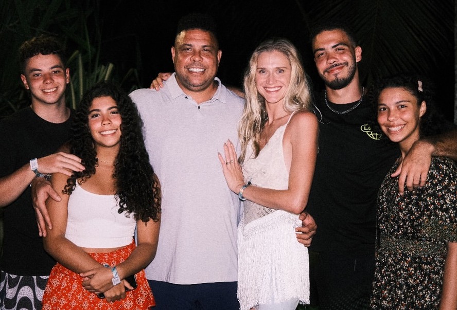 Ronald fala da namorada, dos irmãos e de 'como é ser filho de Ronaldo'