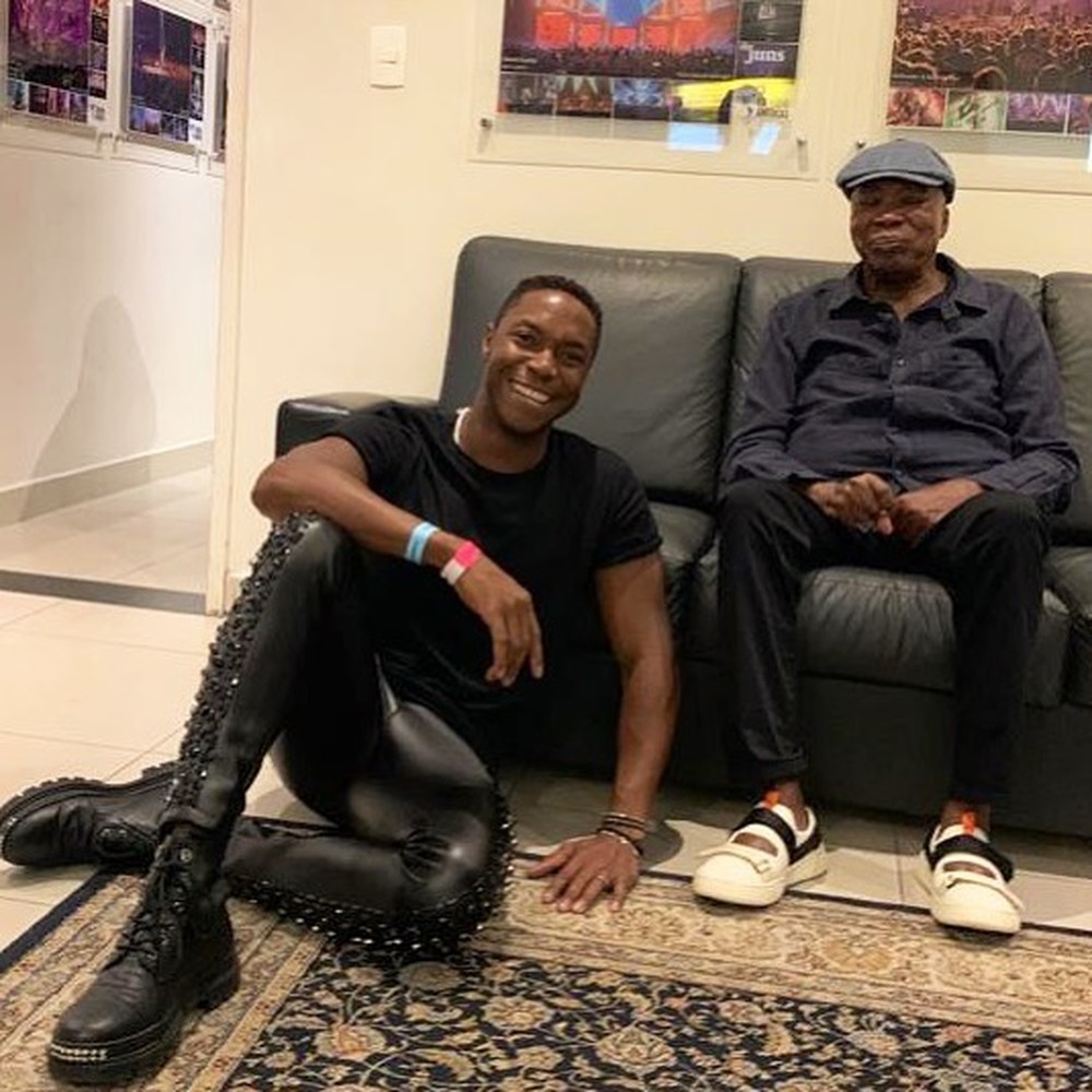 Tiago Barbosa celebra reconhecimento após interpretar Milton Nascimento