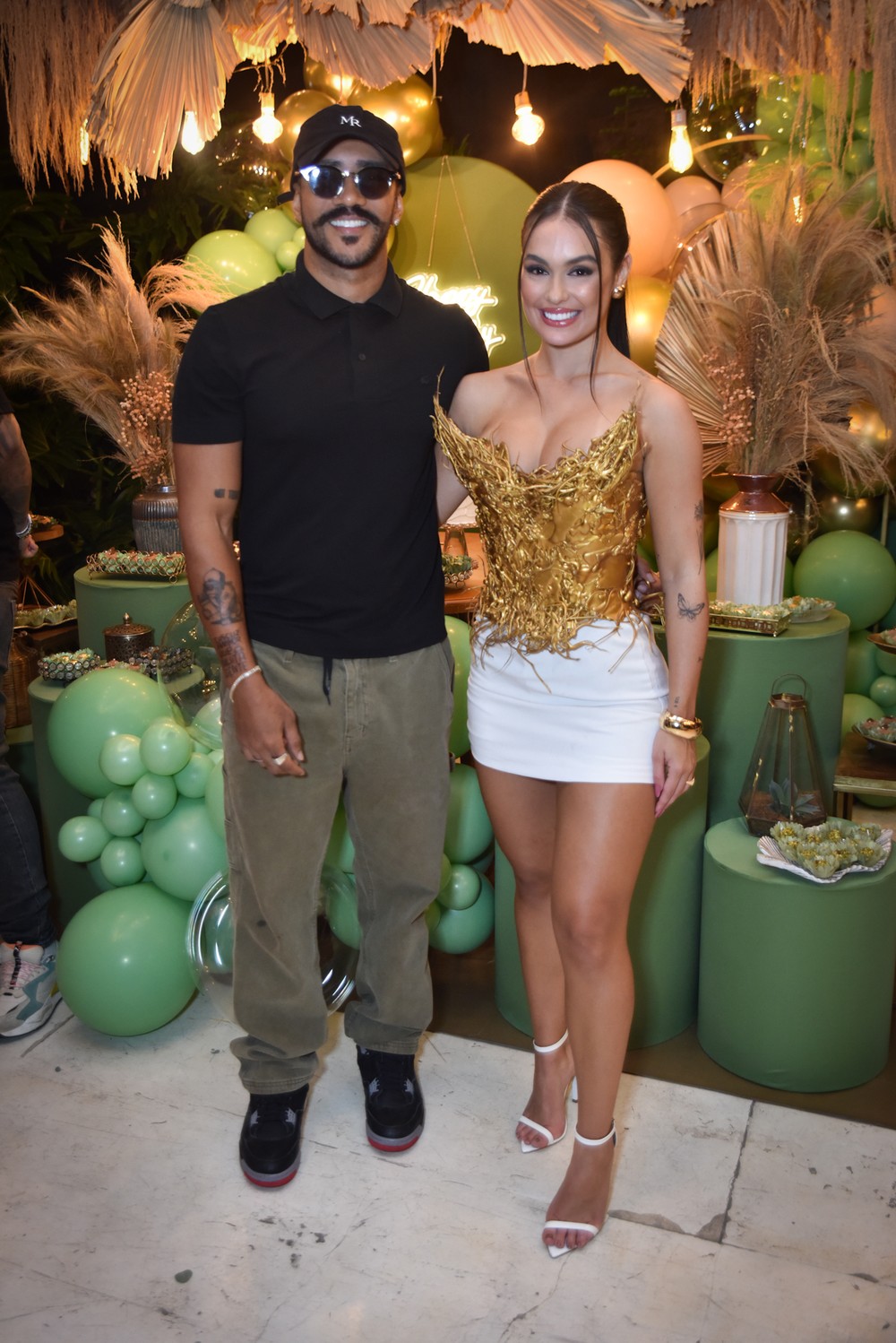 Larissa Santos reúne ex-BBBs em sua festa de aniversário de 26 anos em ...