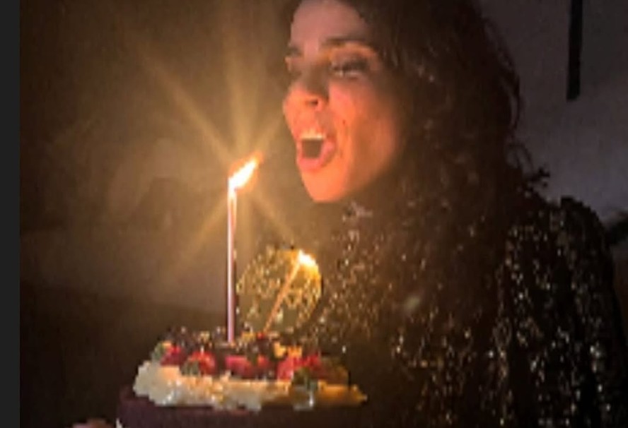 Maria Ribeiro faz balanço ao completar 50 anos e diz ter passado por ...