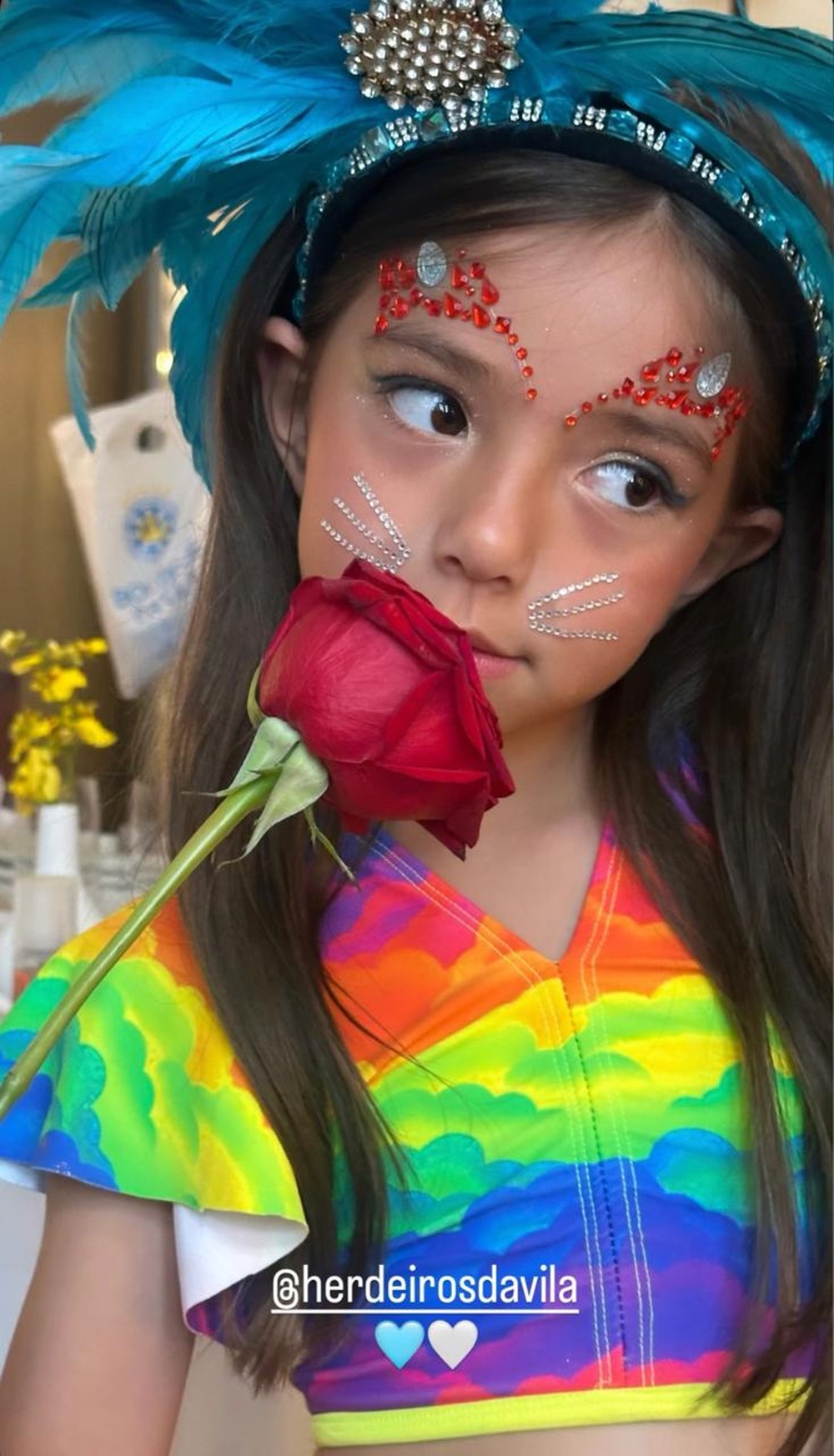 Zoe, filha de Sabrina Sato, segue os passos da mãe e faz sua estreia na ...