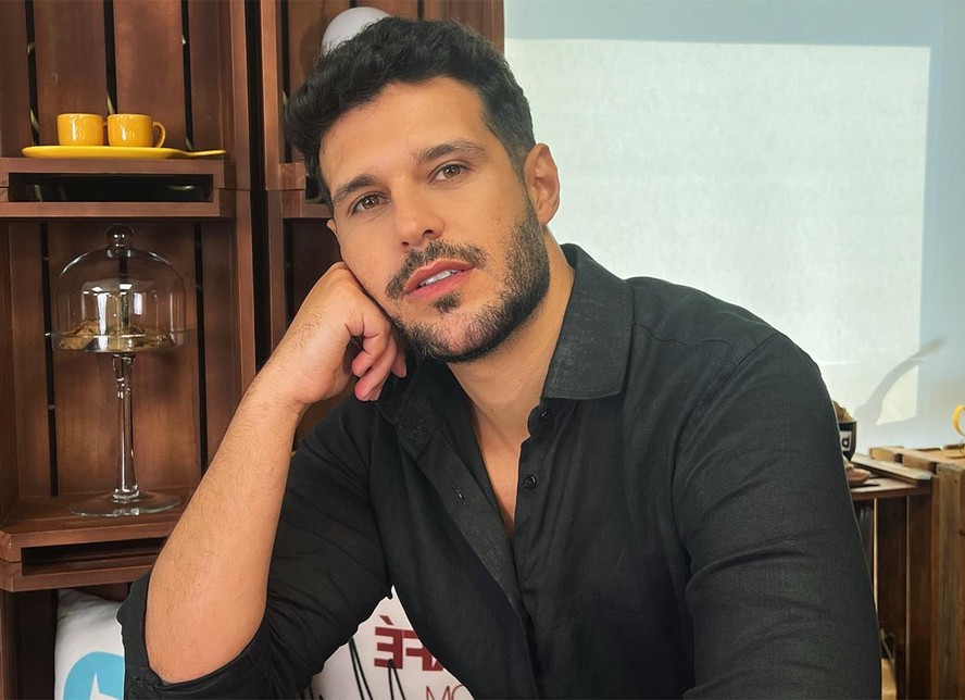 Rodrigo Mussi diz que recebe muitos nudes e conta situação inusitada