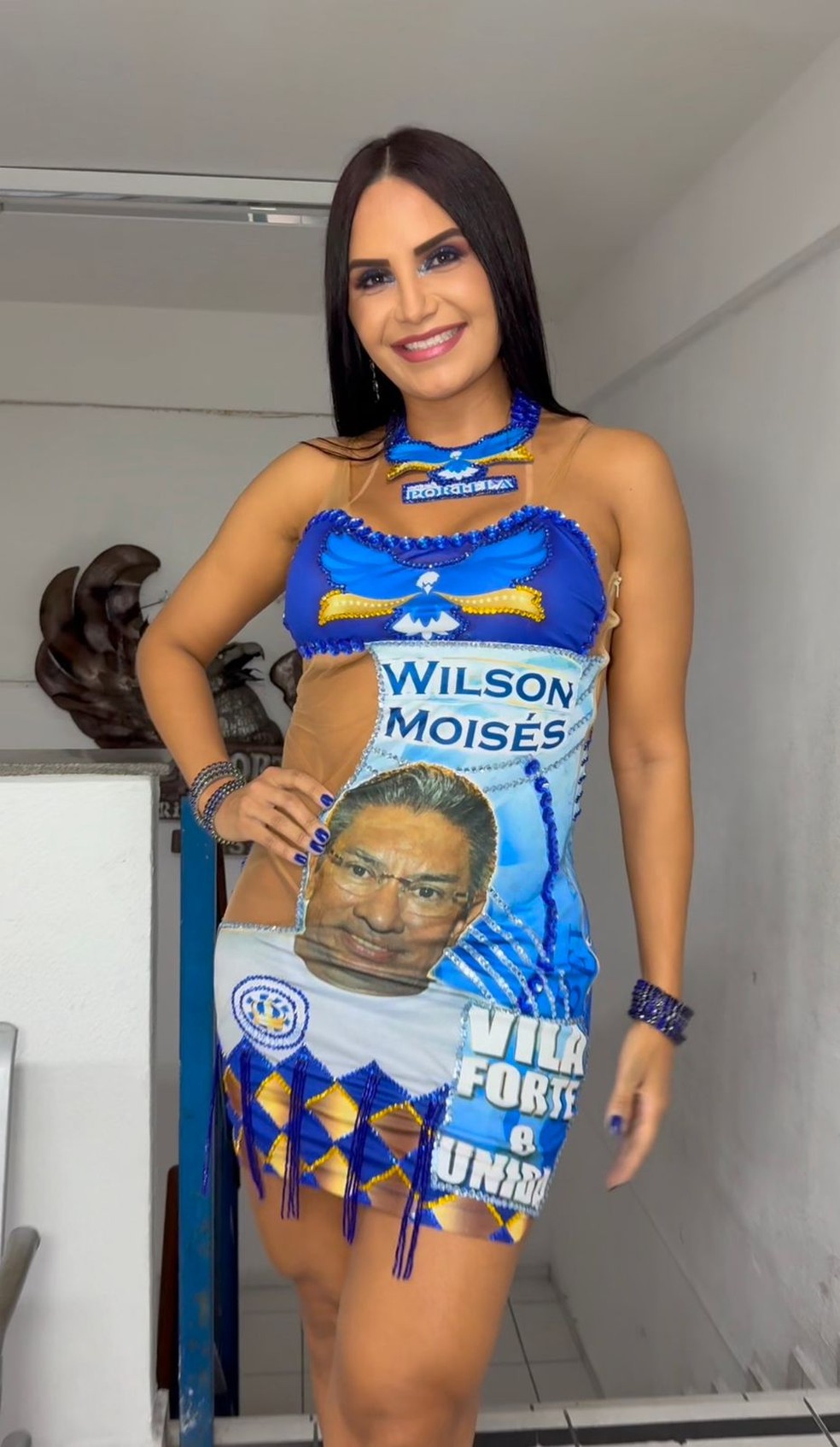 Shayene Cesário usa vestido com foto do marido, assassinado há 2 anos ...