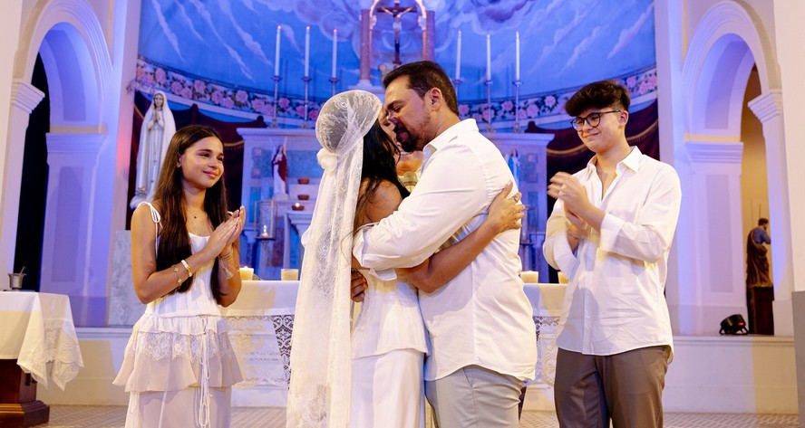 Xand Avião e Isabele Temoteo renovam votos de casamento