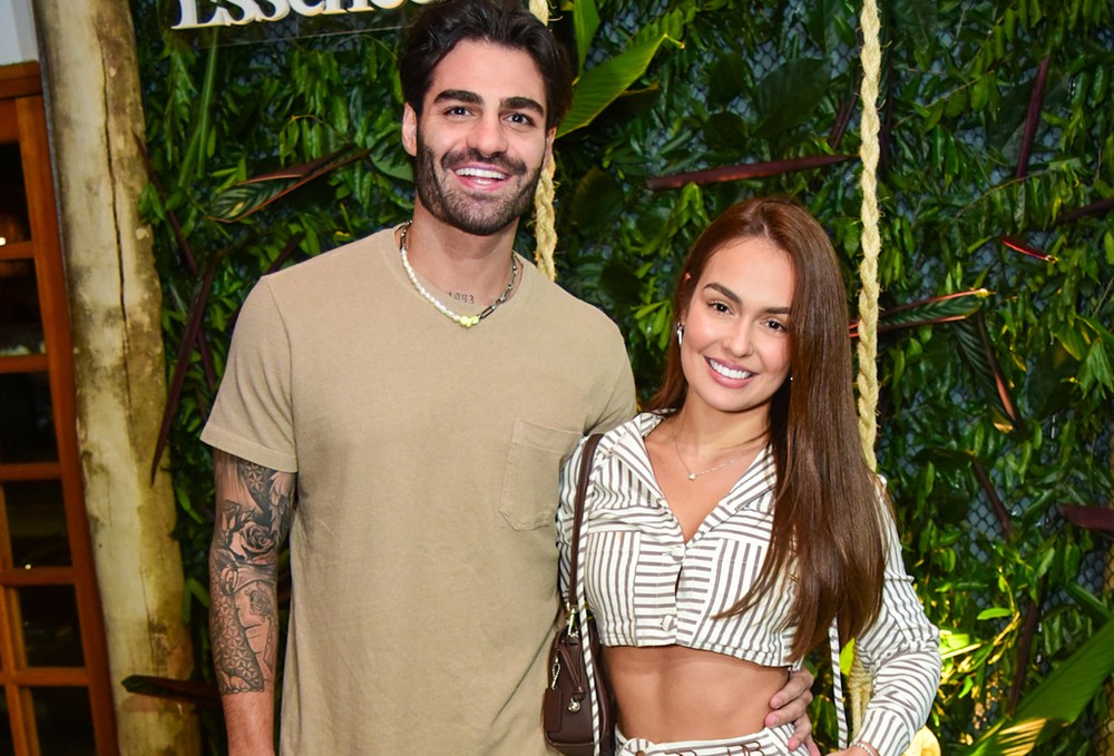 Larissa Santos se despede do namorado, DJ Netto, antes dele “encarar a ...