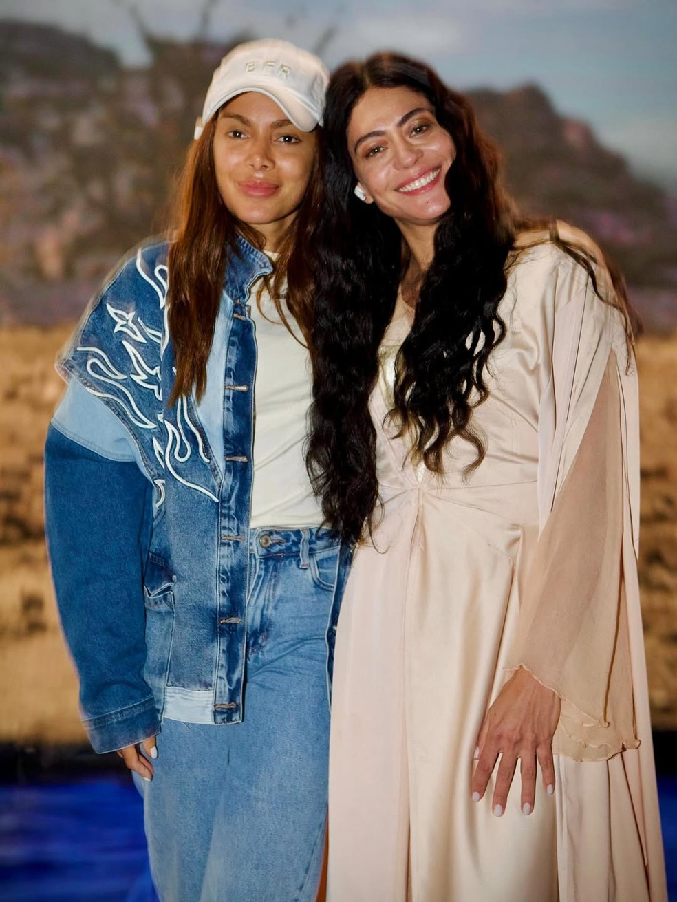 Anitta surpreende o elenco de 'Nosso Lar 3 - Vida Eterna': 'Fã'