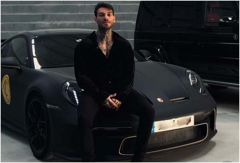 Lucas Lucco chora ao desabafar sobre crise de ansiedade: 'Fico assustado'