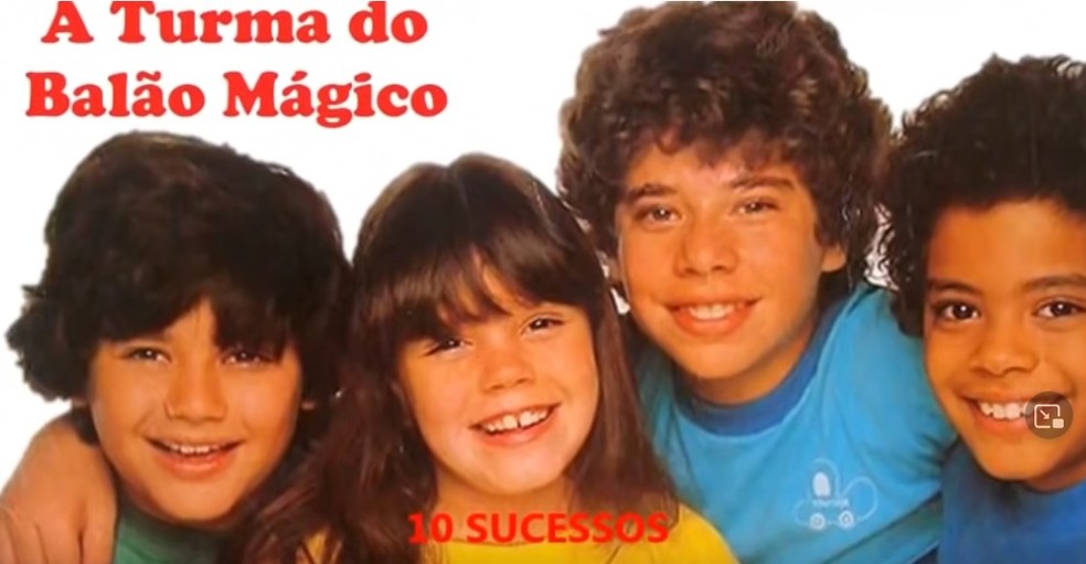 Simony recebe visita e presente de Tob, do Balão Mágico, após concluir ...