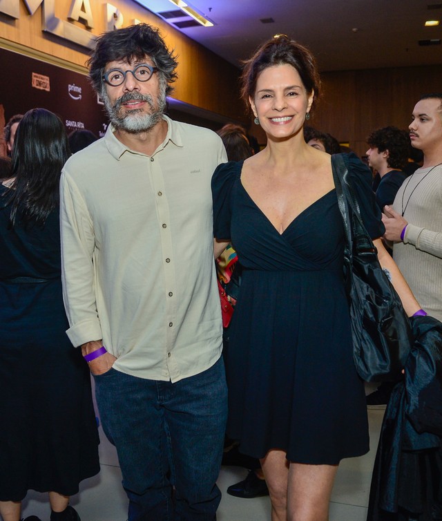 Helena Ranaldi faz rara aparição com o marido, o ator e diretor Daniel ...