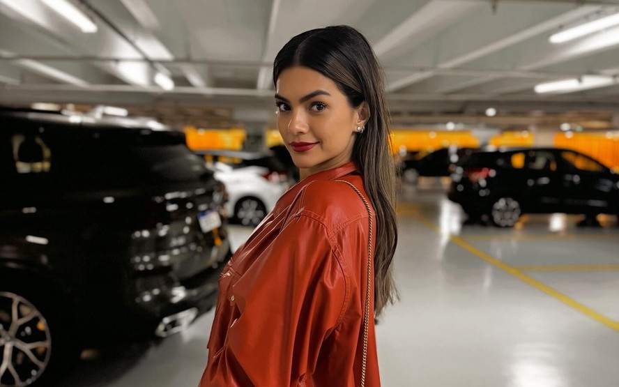 Kelly Key diz que dirigia sem CNH: 'Ficava na garagem dando ré e ...