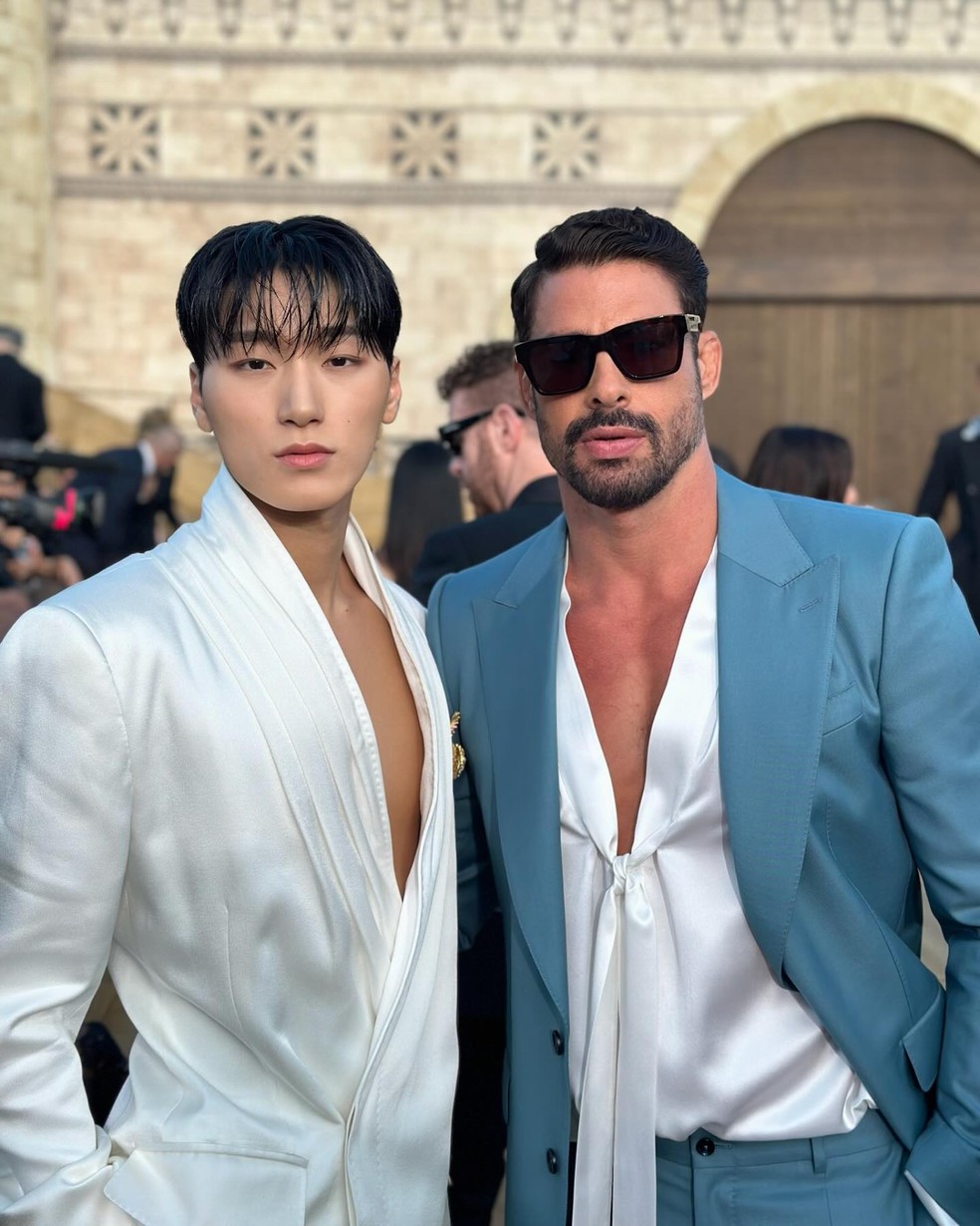 Galãs Cauã Reymond, Maluma e Michele Morrone roubam a cena em desfile ...