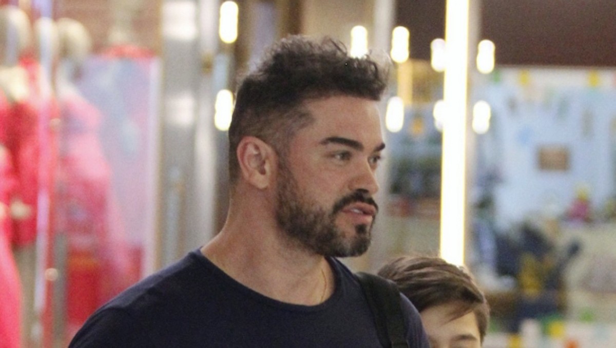 Sidney Sampaio sofreu com prejuízo recente de R$ 30 mil após 'boa noite ...