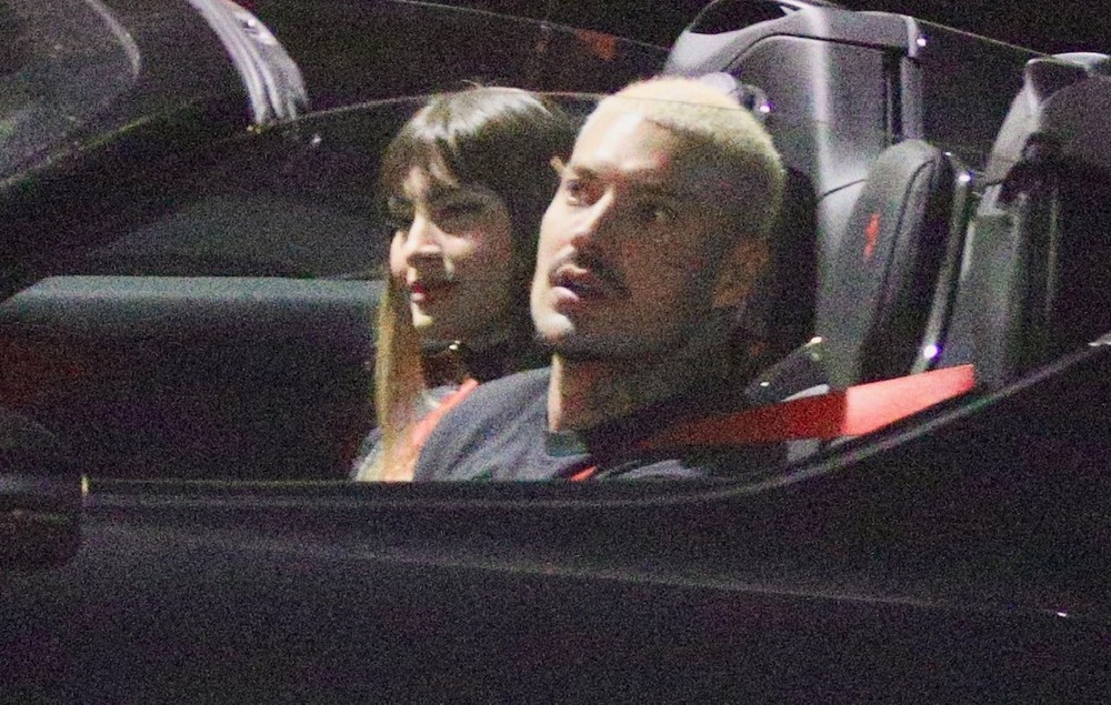 Filipe Ret passeia com a namorada, Agatha Sá, em Ferrari de mais de R ...
