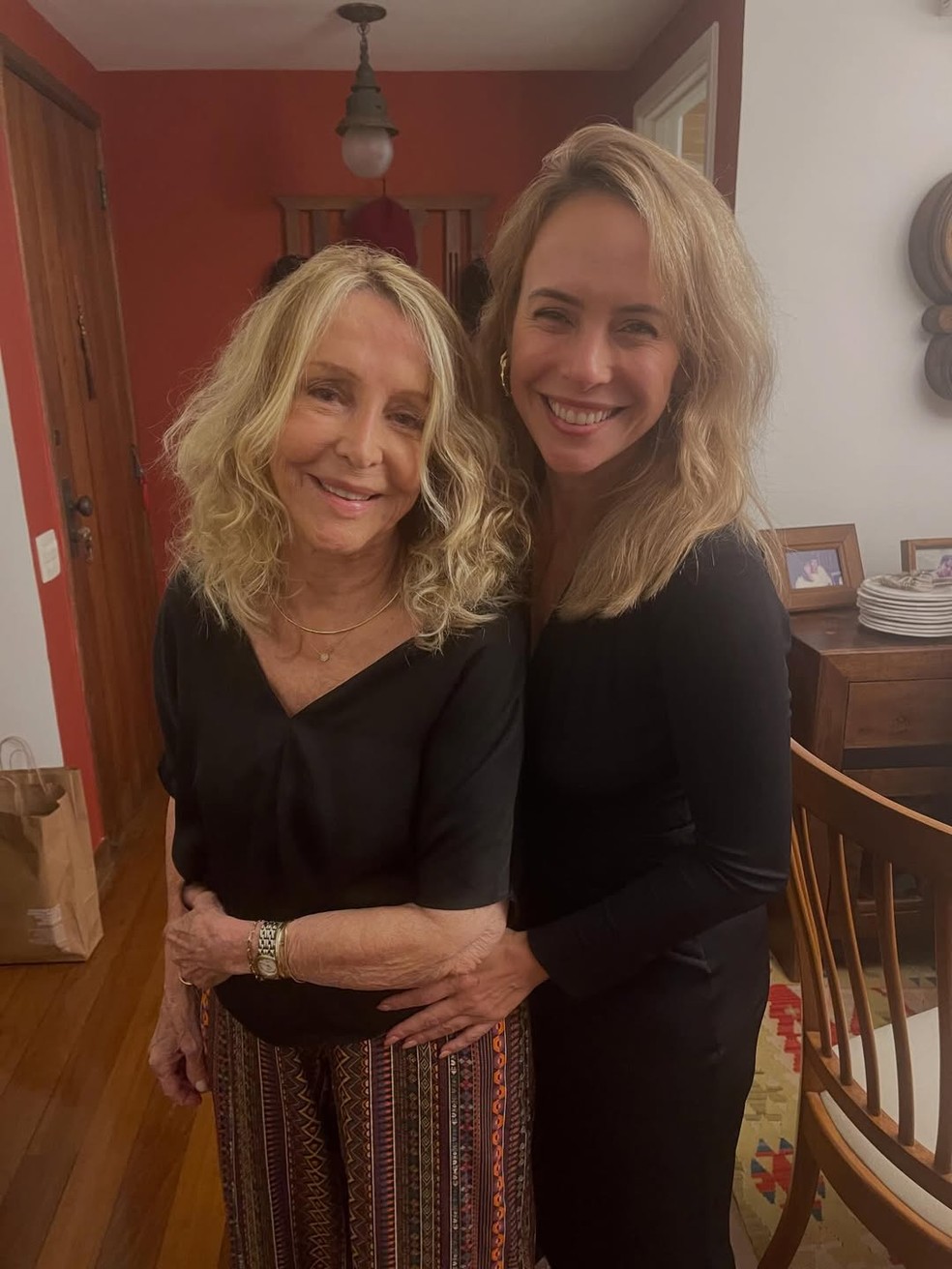 Fernanda Nobre sobre semelhança com a mãe: 'Sou a xerox dela'; veja fotos
