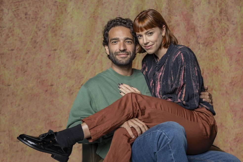 Alice Wegmann defende Afonso Roitman, fala de burnout de Renato ...