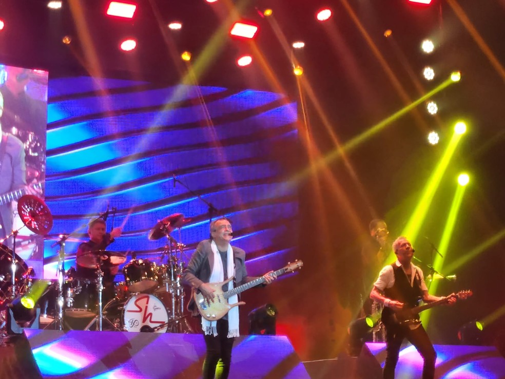 Roupa Nova celebra 40 anos em show com muitos hits e nostalgia