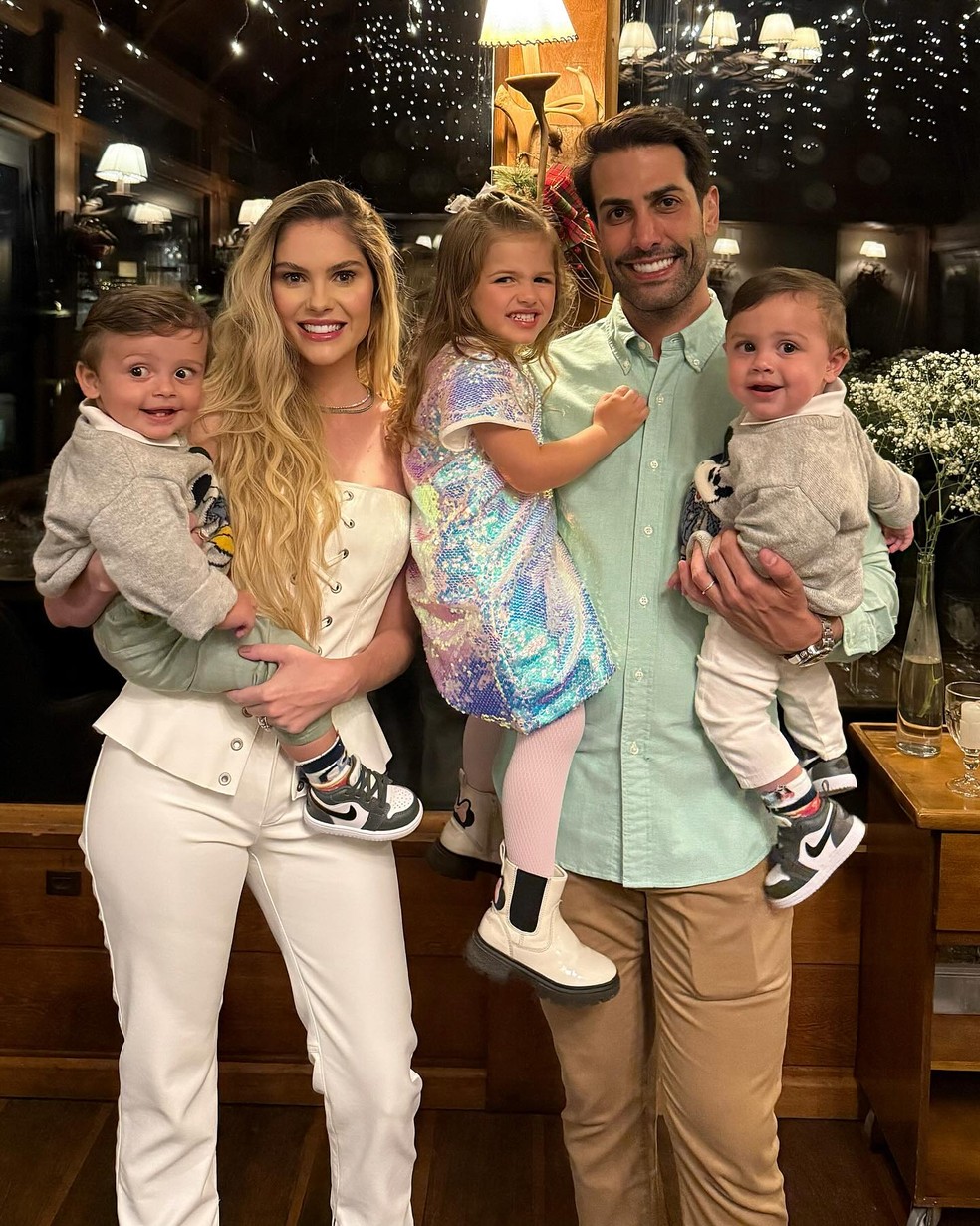 Número de babás dos filhos de Bárbara Evans chama atenção e ...