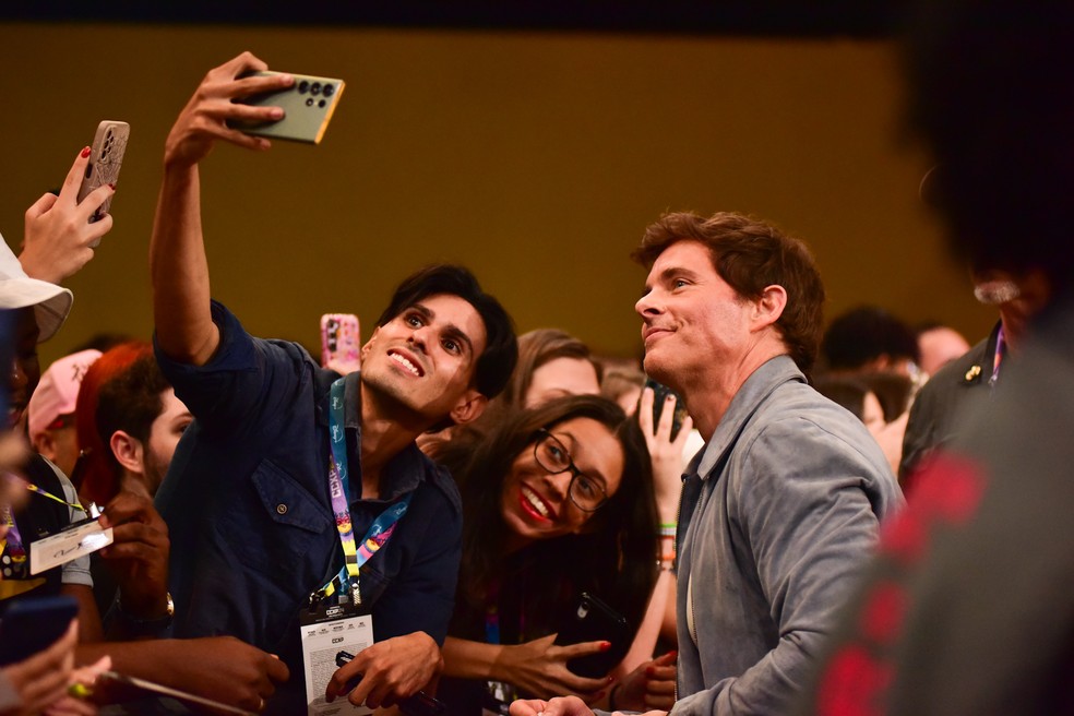 Ben Schwartz, James Marsden e Tika Sumpter apresentam 'Sonic 3' na CCXP 24