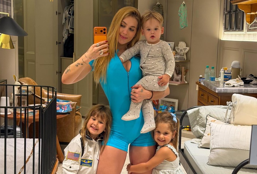 Na Espanha, Virginia mostra chamada de vídeo com os filhos e se declara ...