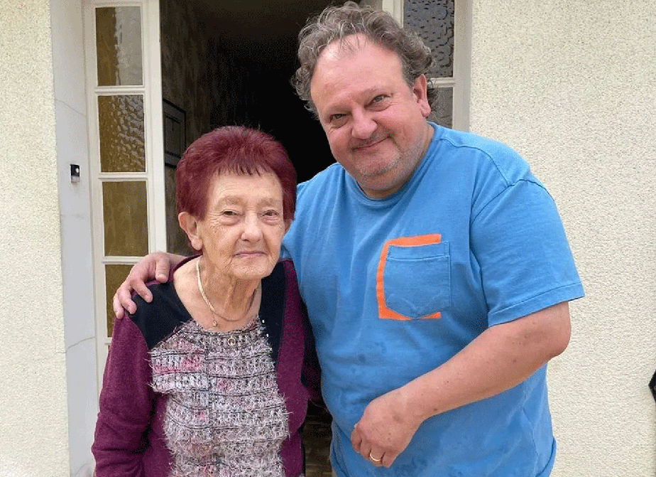 Chef Érick Jacquin derrete internautas com foto da mãe, de 93 anos de idade