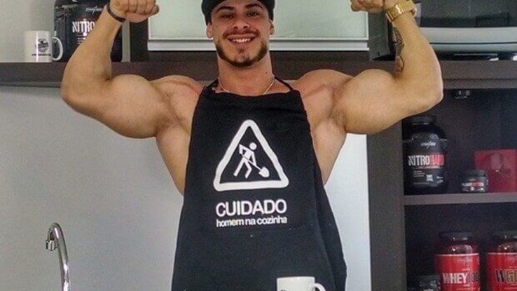 Saiba tudo sobre: Leo Stronda