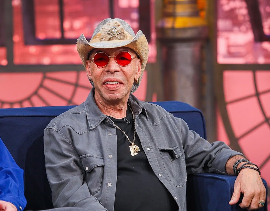 Publicitário, casamento com Gretchen: Saiba 5 curiosidades sobre o sertanejo Chrystian