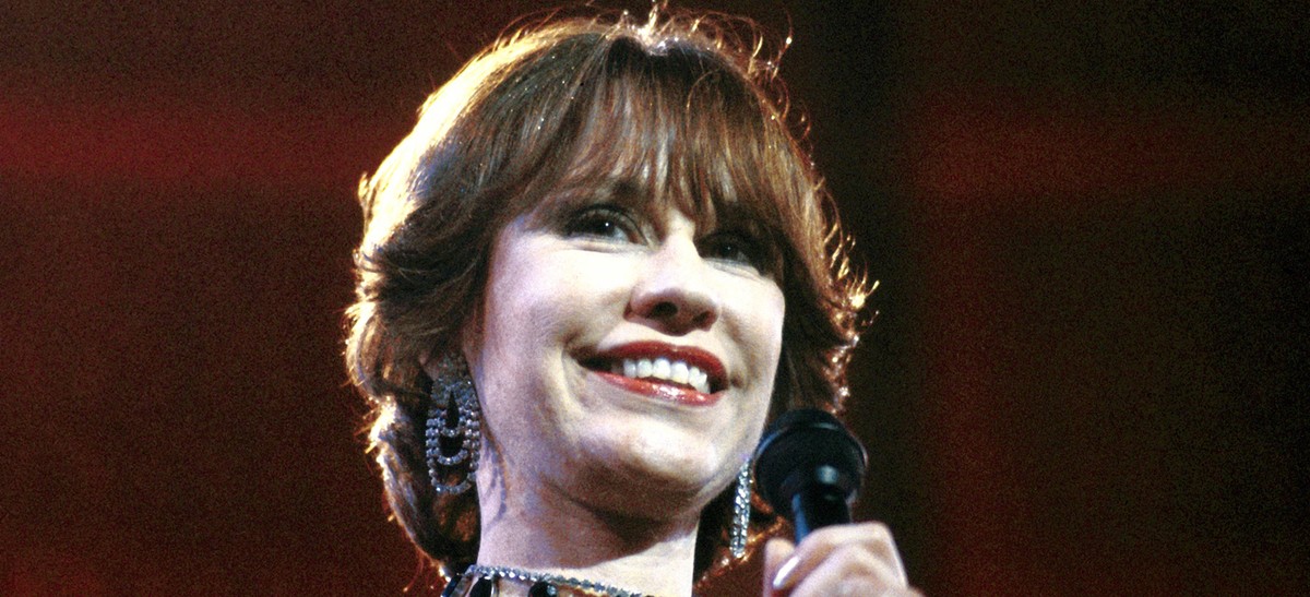 Cantora Astrud Gilberto, um dos maiores nomes da Bossa Nova, morre aos ...