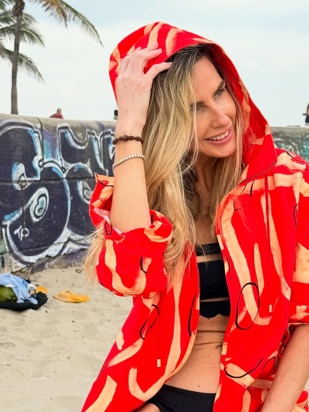 Mariana Weickert se confunde ao mostrar dia de praia no Rio, e fã ...