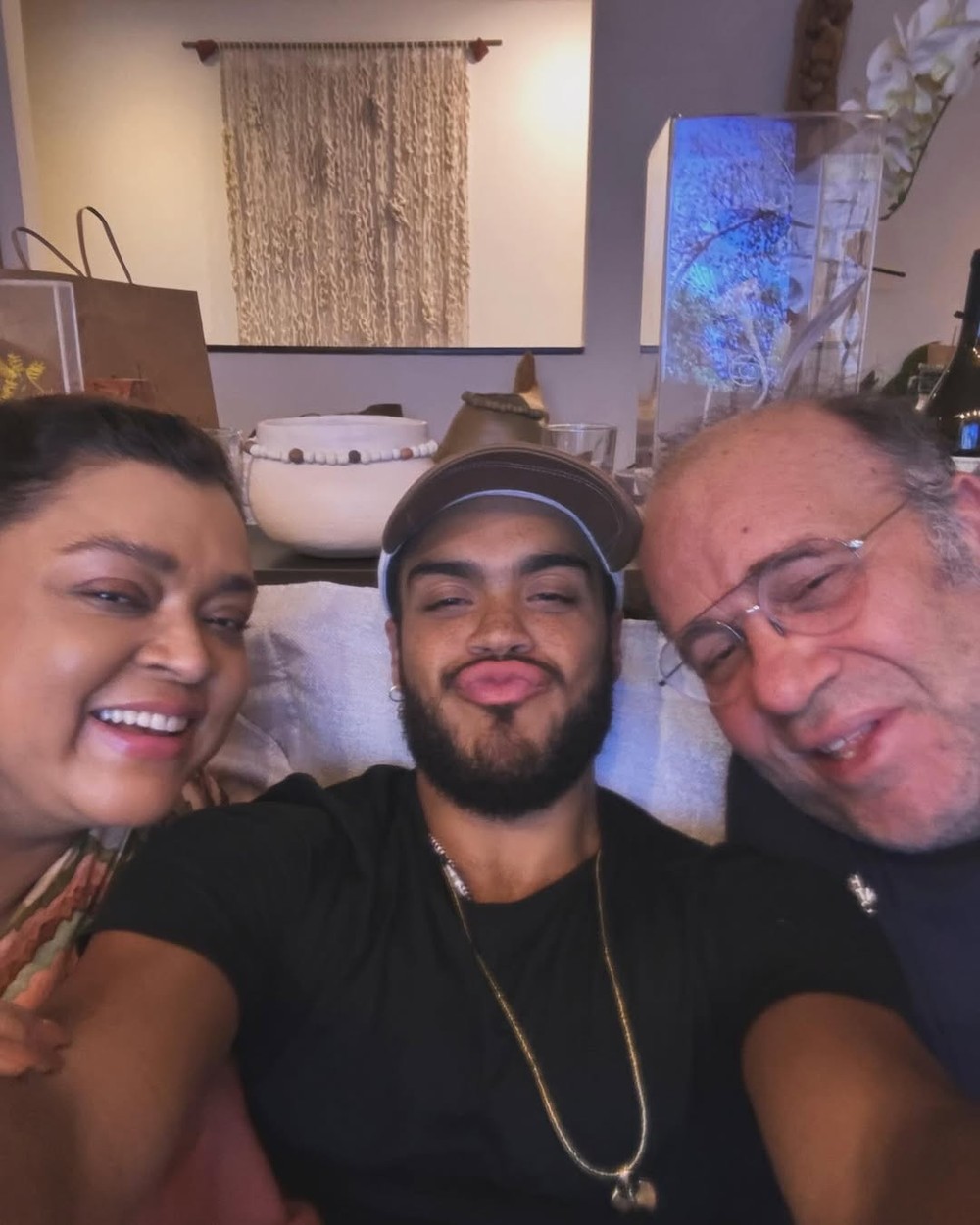 Fran Gil mostra corpo saradíssimo e reencontro dos pais, Preta Gil e ...