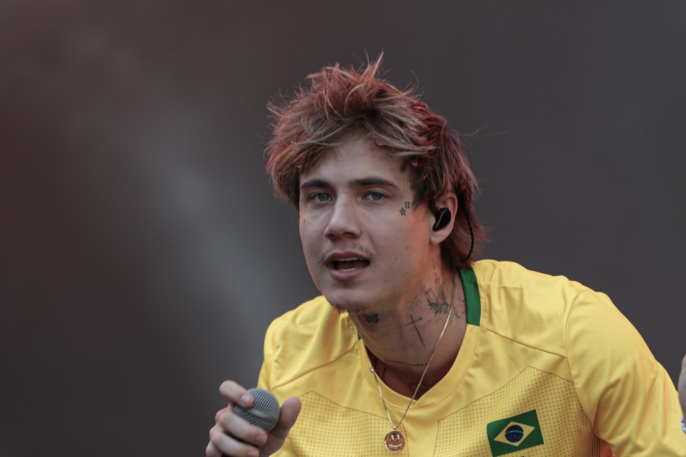 JXDN abre o festival GP Week usando camisa do Brasil e exaltando Pelé; veja fotos