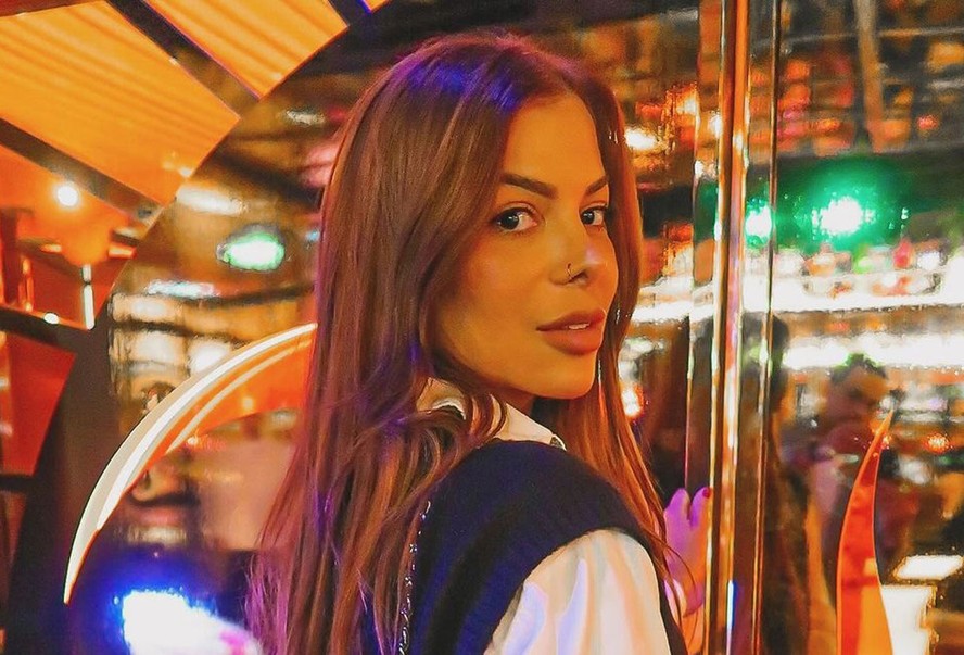 Evelyn Regly passará por combo de procedimentos estéticos e cirurgia ...