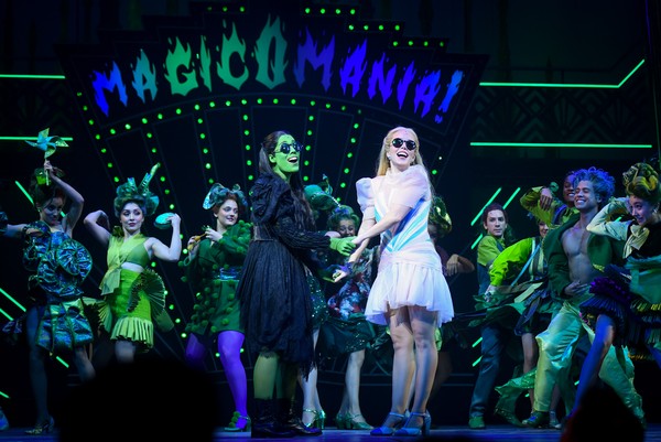 'Wicked' estreia com aprovação do criador, investimento de 19 mi e 80 ...