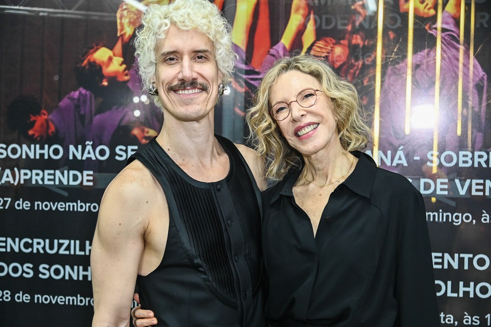 Famosos vão ao Prêmio Arcanjo em SP; veja indicados e vencedores