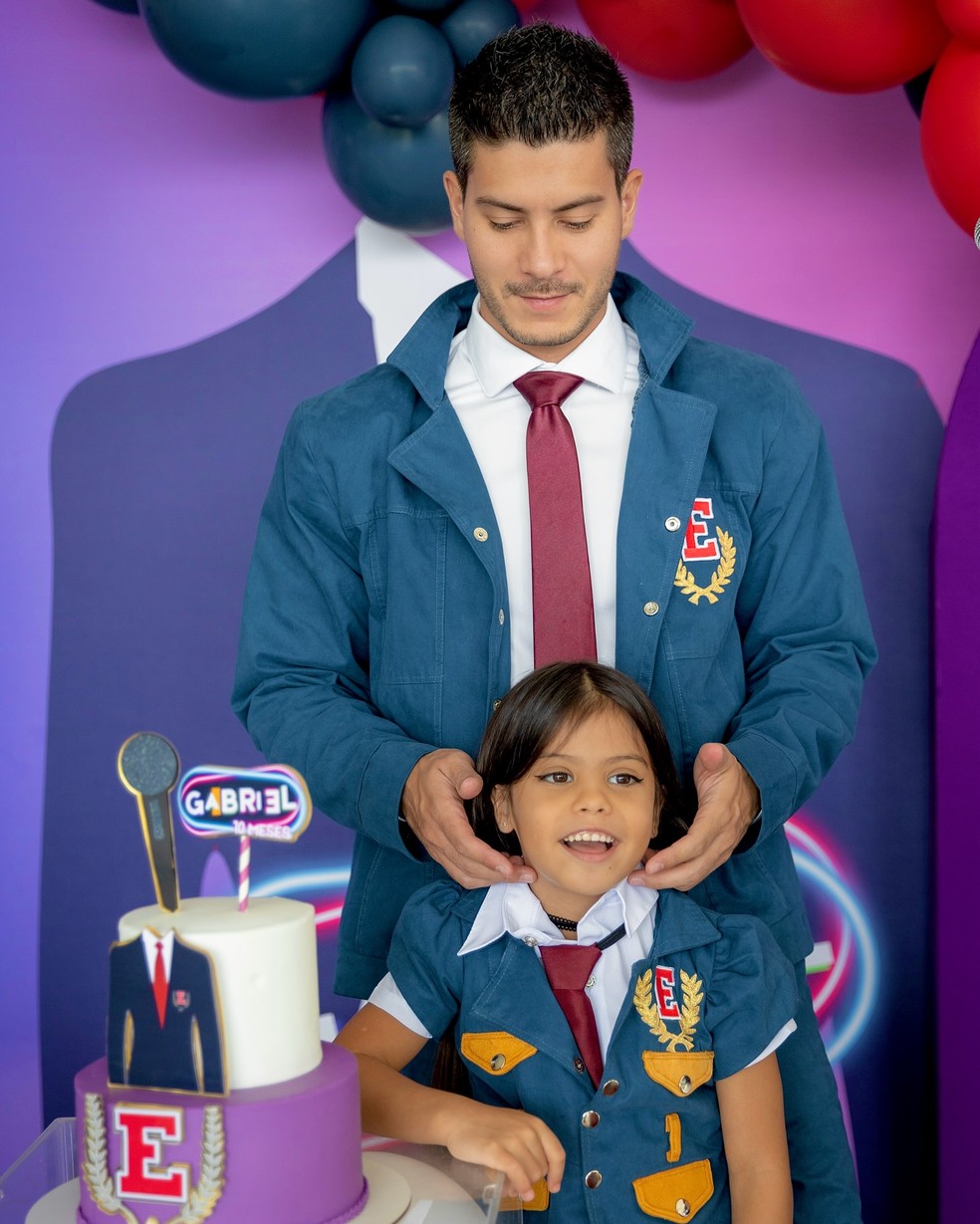 Ex-Rebelde, Arthur Aguiar celebra 10 meses do filho com festa com tema ...