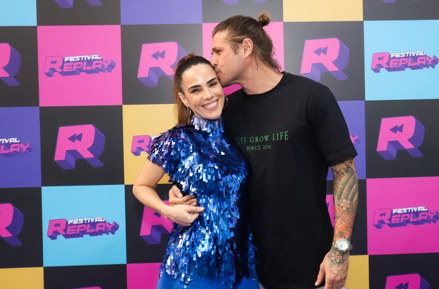 Wanessa Camargo troca beijos com Dado Dolabella em festival em SP; veja