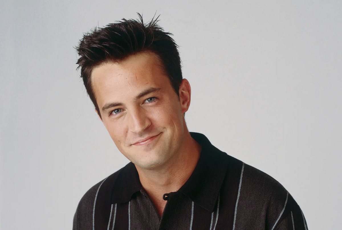 Elenco de 'Friends' quer fazer homenagem a Matthew Perry no Emmy
