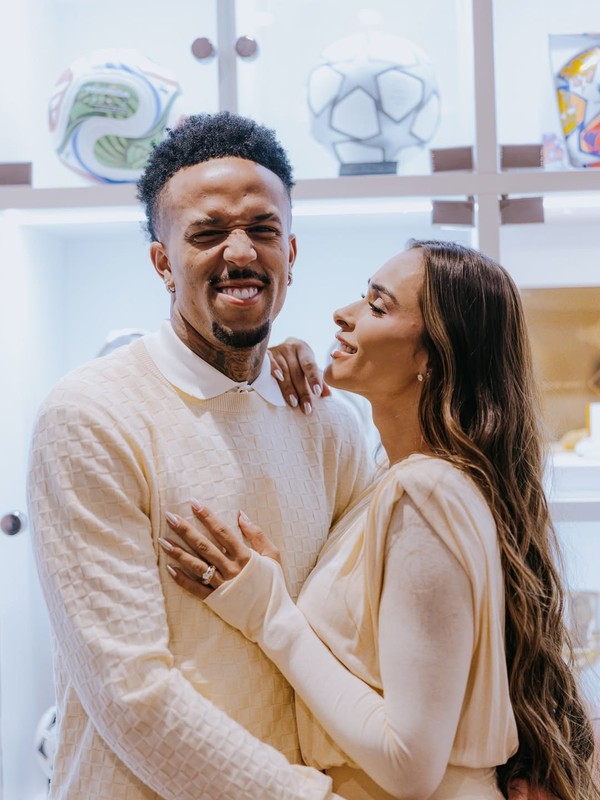 Tainá Militão e Eder Militão usam relógios de R$ 1 milhão no Réveillon ...