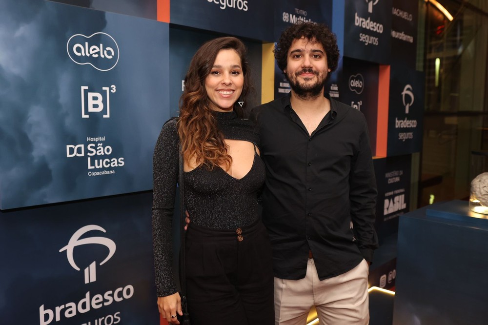 Thati Lopes e George Sauma estão namorando! Atriz de 'Terra e Paixão ...