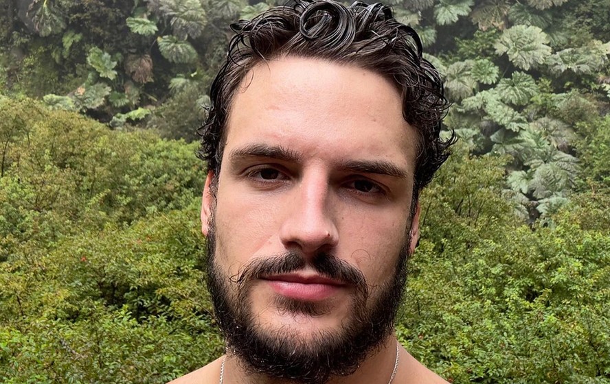 Ator pornô Samuel Hodecker dá pausa nos filmes para cuidar da saúde mental