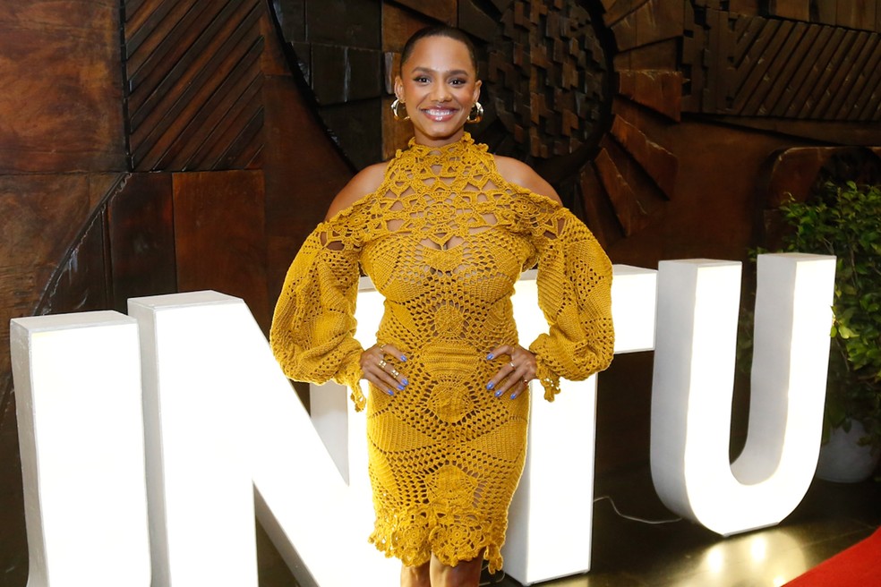 Jéssica Ellen, Regina Casé e mais famosos vão a 1° Prêmio de Cultura ...